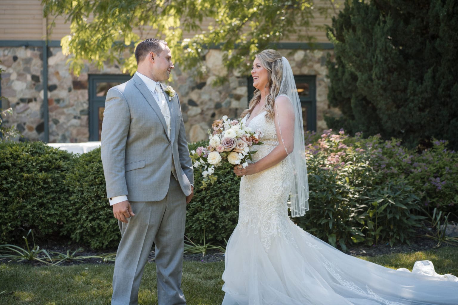 How to Plan Your Wedding Day Timeline